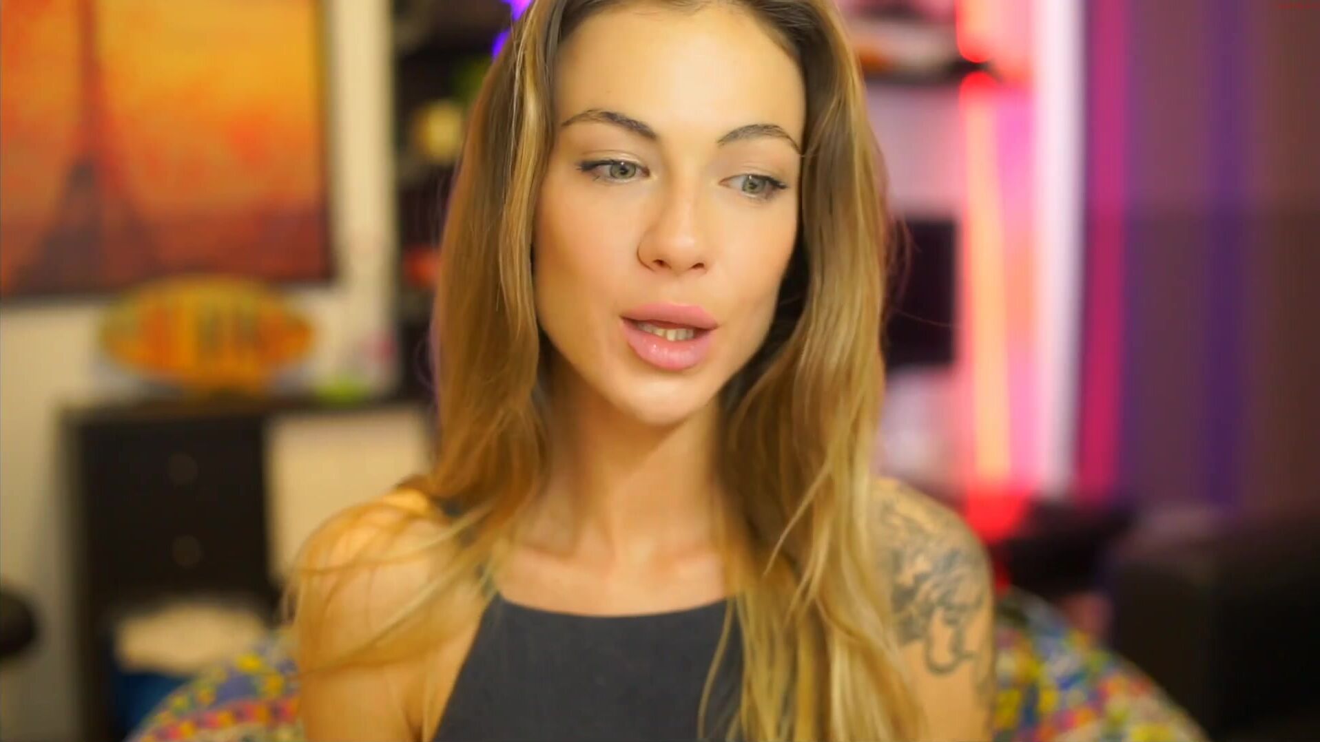 Melodymate - [Chaturbate] Pretty Cam Model Hot Babe Strips camsex